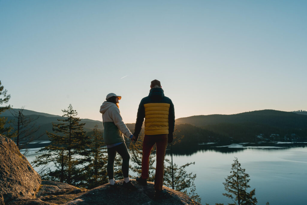 Sunrise Hike to Quarry Rock in Deep Cove - Vancouver Hiking Guide ...