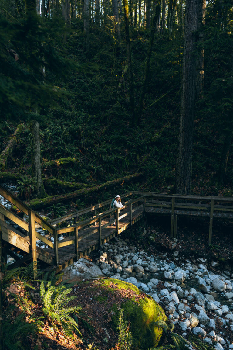 Sunrise Hike to Quarry Rock in Deep Cove - Vancouver Hiking Guide ...